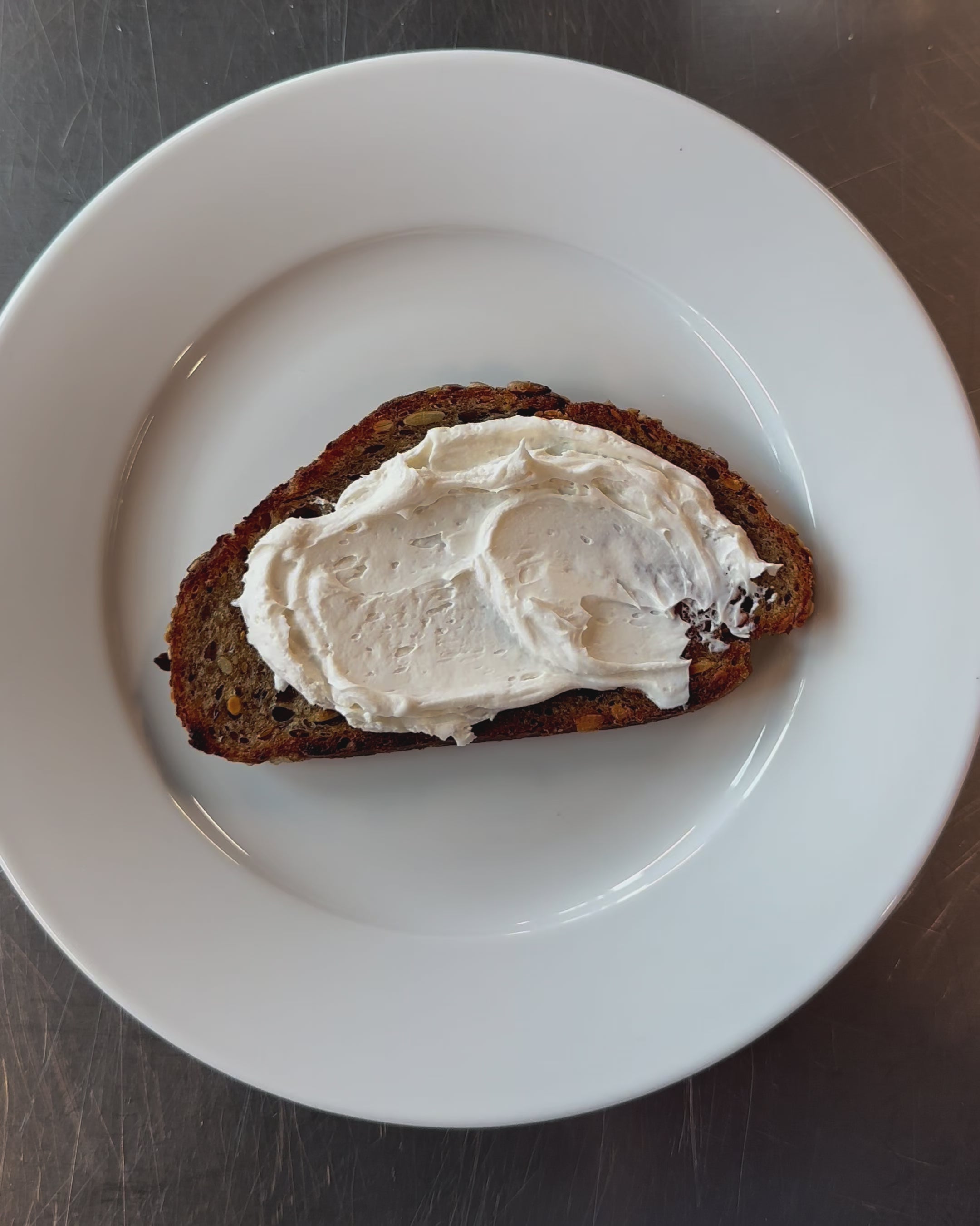 CREMATTA® Dairy Free & Vegan Original Spread Cream Cheese – JULIENNE BRUNO